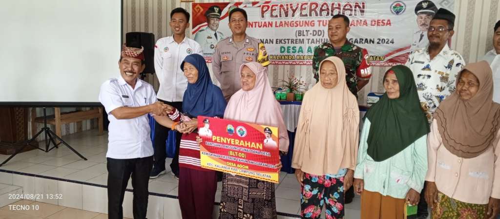 Penyerahan BLT -DD Kemiskinan Ektrim Tahun Anggaran 2024 Desa Agom ...